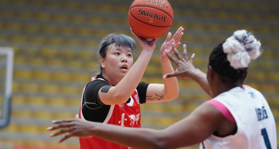 UBA》人氣后陳昱潔HBL加UBA連7季攻蛋 姊弟檔姊妹檔之最 個人第3 「小Q」連9最長 - 籃球 - 敢動傳媒 Braveathlete