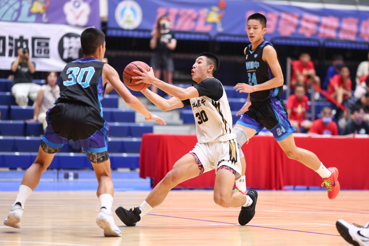 JHBL》崇倫中山鳳甲分組第1繼埔里後晉級 外卡賽8爭5搶破頭掀高潮 - 籃球 - 敢動傳媒 Braveathlete
