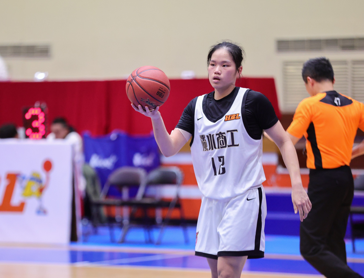 HBL》廖秀珍飆37分30籃板2度「雙30」 新三角合71分淡商23度晉4強 助攻后不滿意自己 - 籃球 - 敢動傳媒 Braveathlete